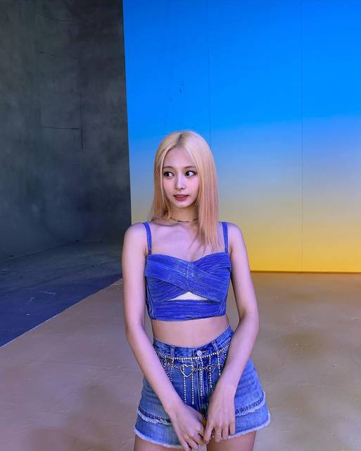 TWICEツウィのダイエット法を紹介♡美脚でウエストが細い理由はこれだった！ - 韓国トレンド情報・韓国まとめ JOAH-ジョア-